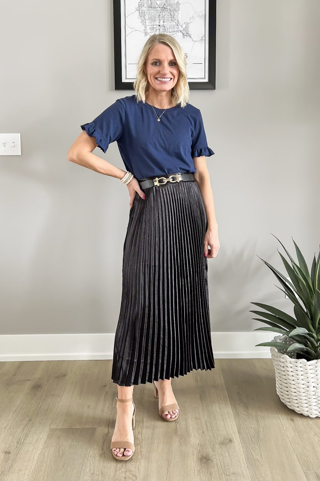 Fashion Rules to Break- How to Wear Navy and Black Together - Thrifty ...